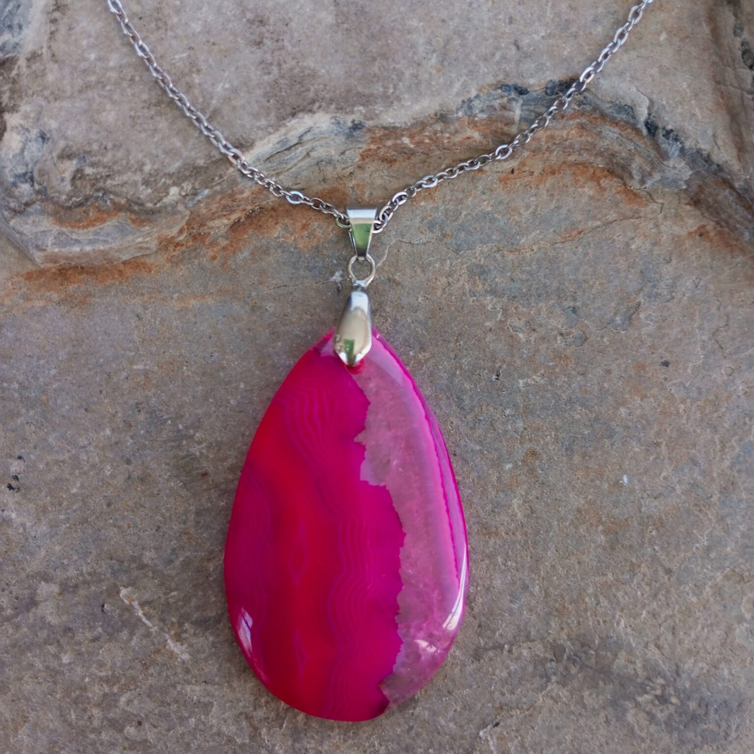 Dije en Piedra Ágata de Colores - Okoloko ️ - Piedras, Cristales ...