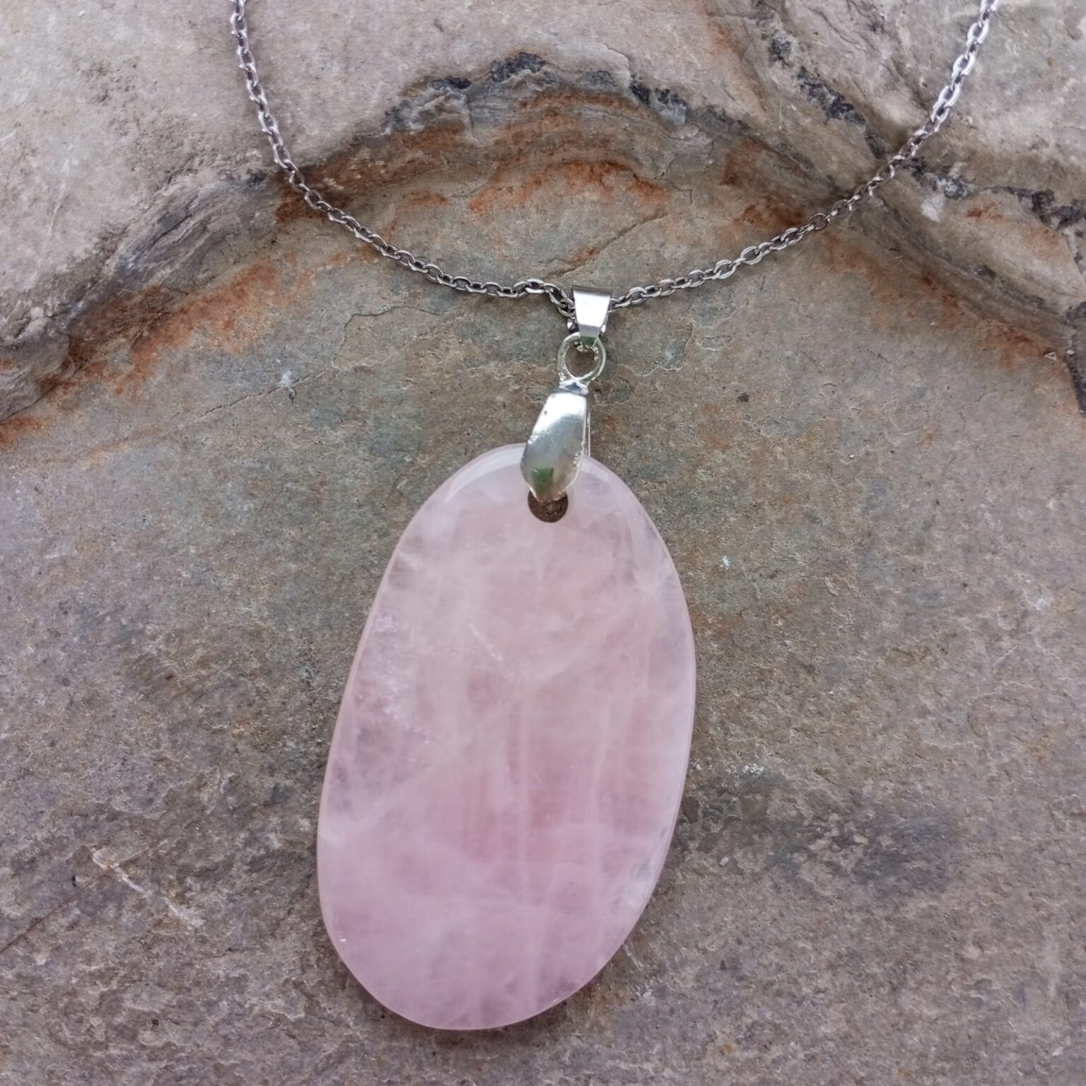 Dije en Piedra Cuarzo Rosa - Okoloko ️ - Piedras, Cristales, Minerales ...