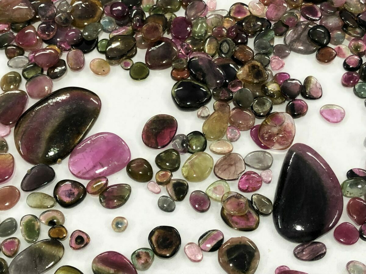 Turmalina Sandía, un Viaje a Través de sus Colores Naturales - Okoloko ...