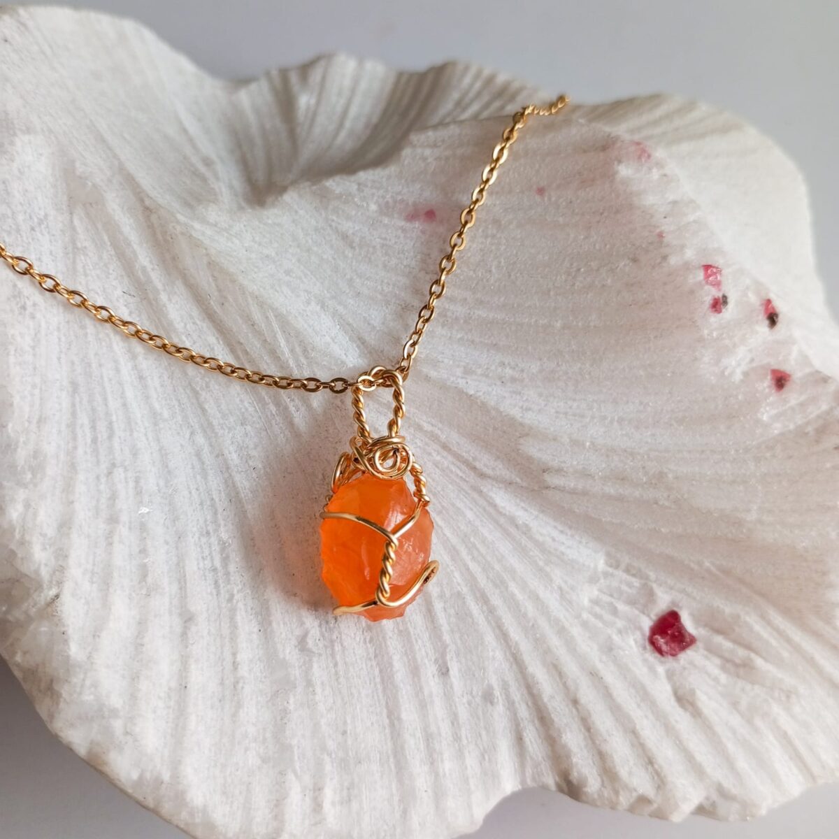 Dije en Oro Golfi con Piedra Cornalina - Okoloko ️ - Piedras, Cristales ...